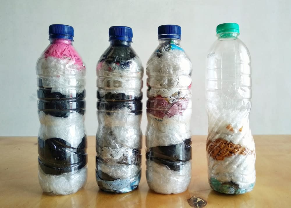 8 Langkah Membuat Ecobrick dari Plastik Bekas | Rinso